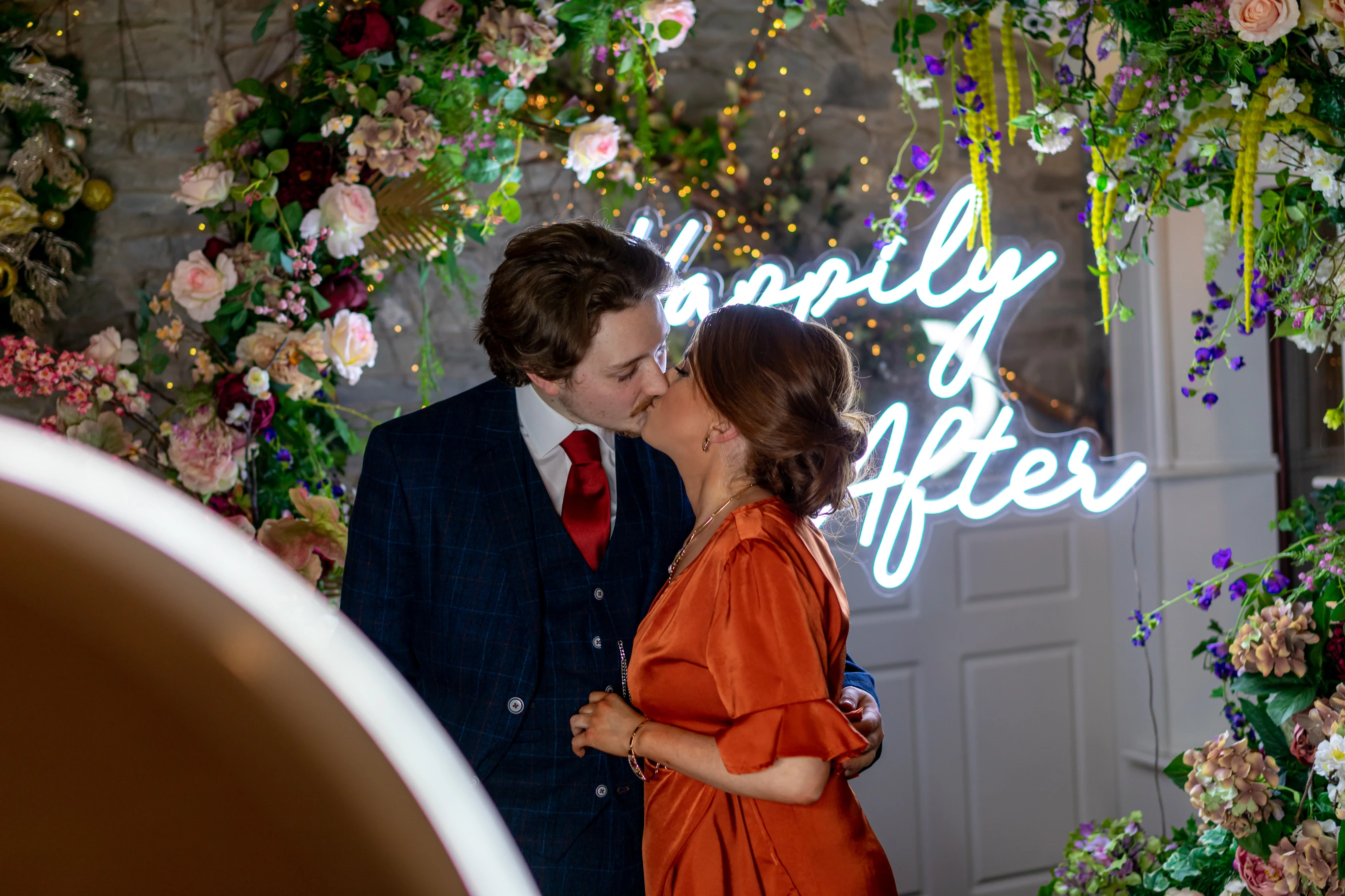 Say 'I Do' to Snappic: The Ultimate Wedding Photo Booth Experience ...